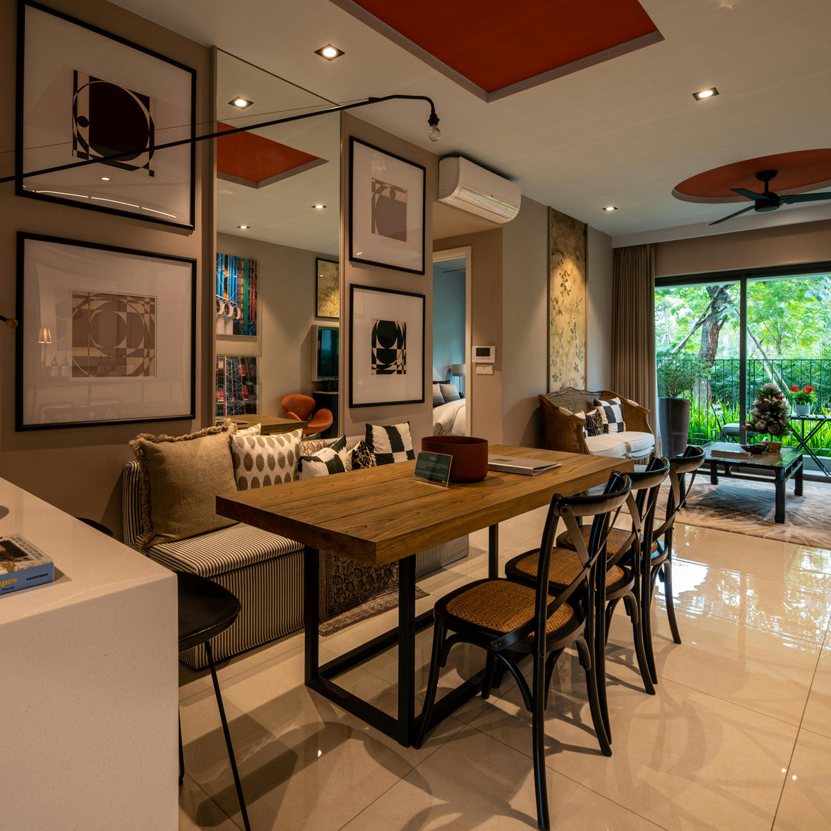 Dining Table Singapore Guide: Extendable, Round & Wood – IUIGA